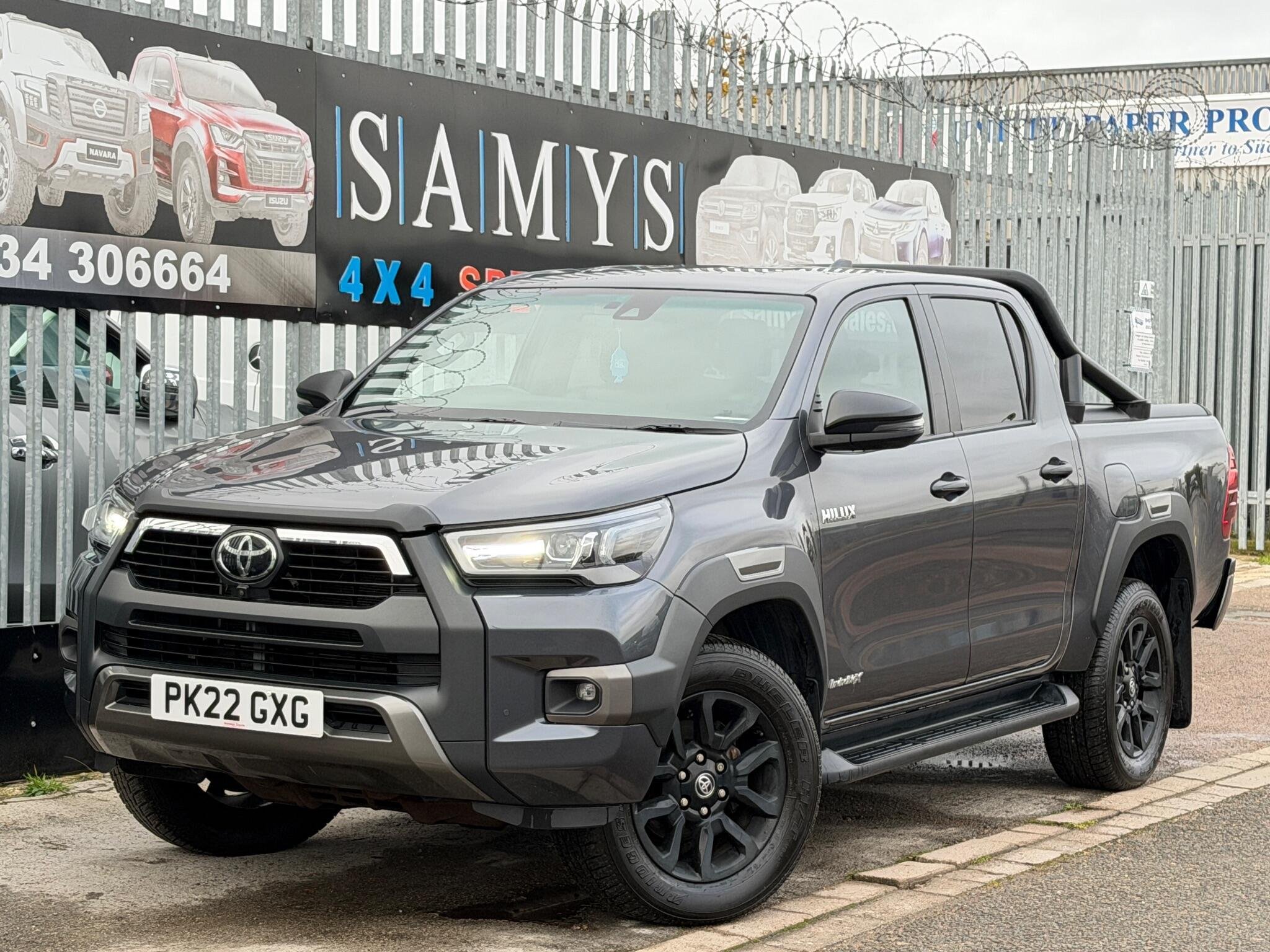 Used 2022 Toyota Hilux 2.8 D-4D Invincible X 4WD Euro 6 (s/s) 4dr for sale in Bedford ...